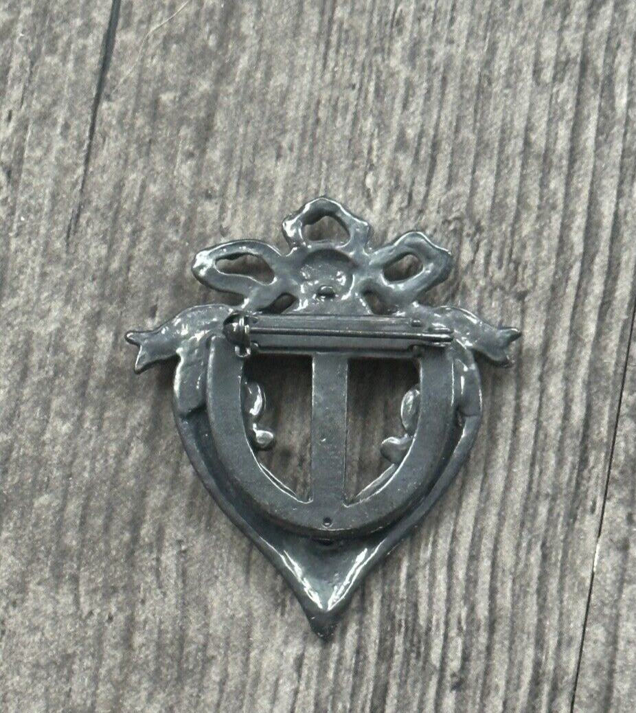 Heart w/ roses and ribbons Shaped Silver/pewter toned Picture Frame ...