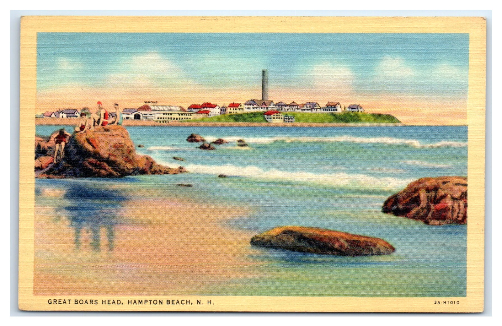 Hampton Beach, NH Postcard- GREAT BOARS HEAD People Ocean Buildings | eBay