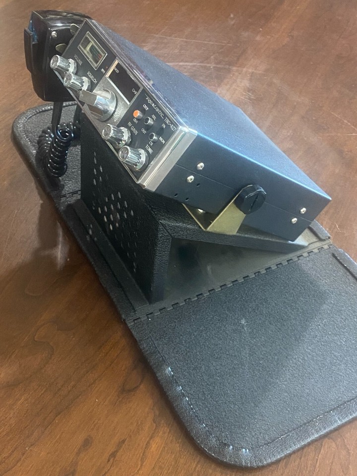 Vintage Realistic TRC-427 40 Channel CB Radio Transceiver Hump Mount ...