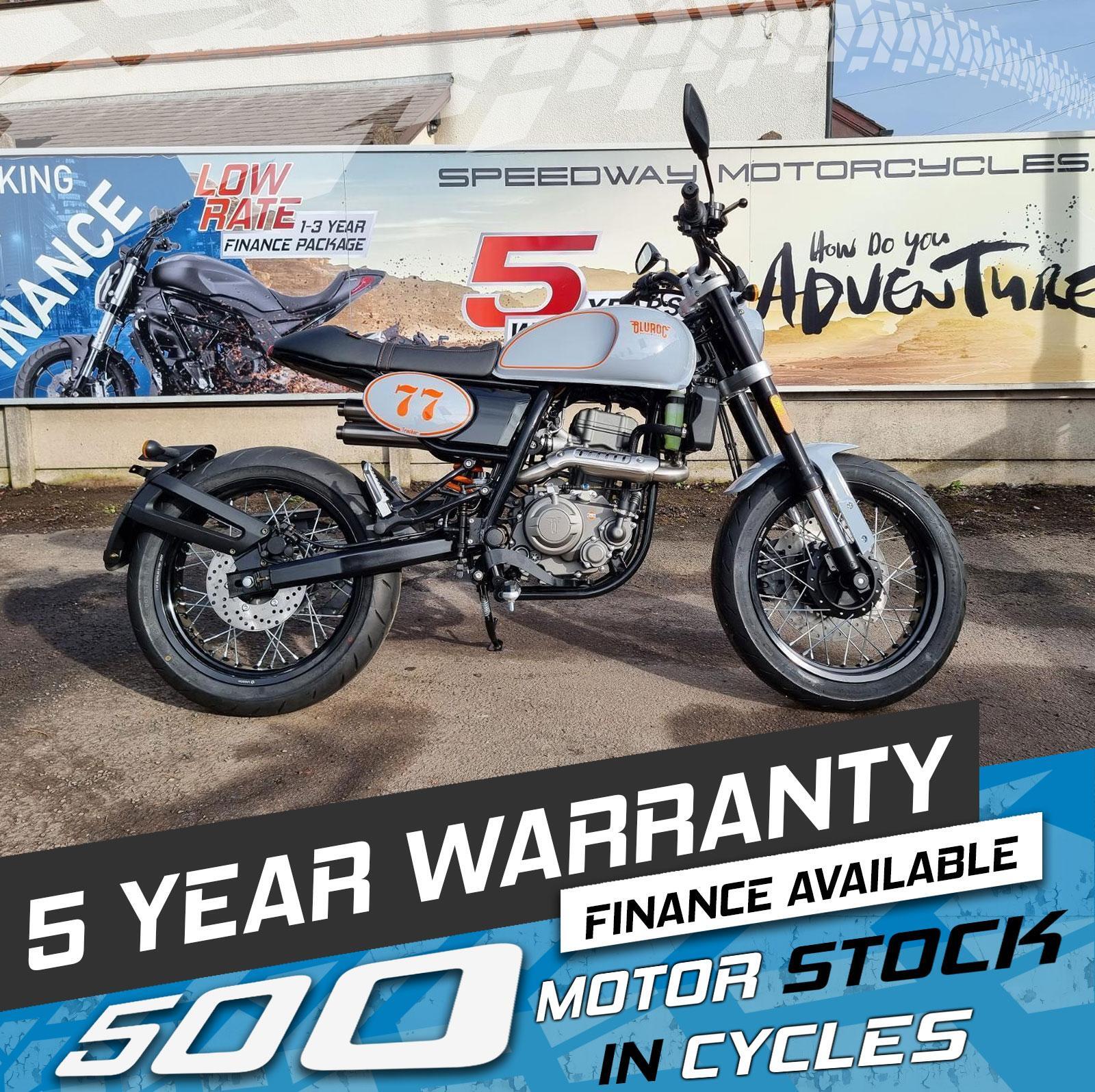 Bluroc Tracker 125cc supermoto classic retro scrambler learner legal ...