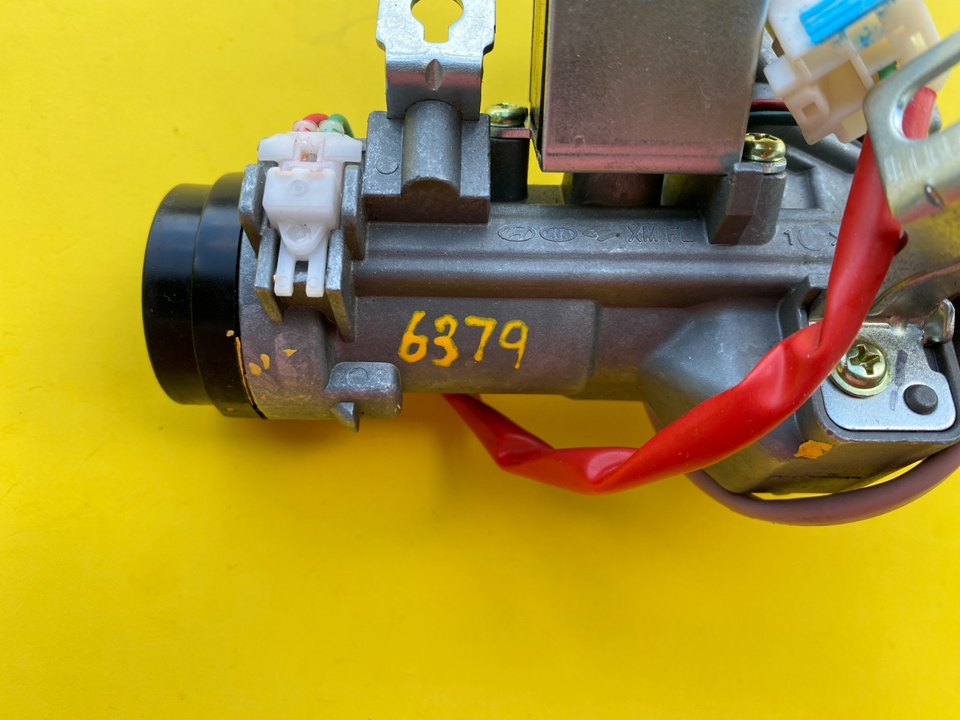 2014-2015 KIA SORENTO IGNITION SWITCH LOCK CYLINDER W/O KEY OEM 93110 ...