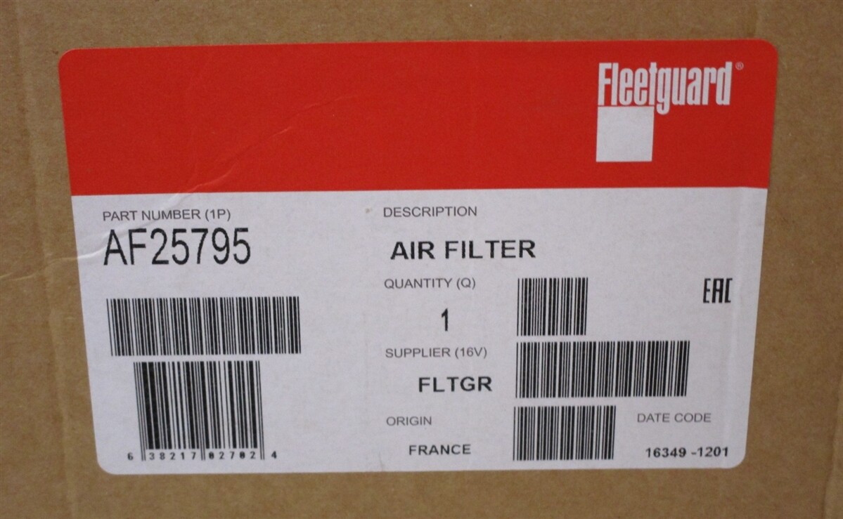 FLEETGUARD AF25795 - Air filter cross reference
