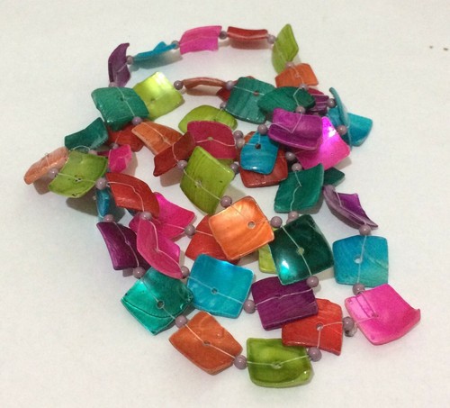 Lovely simple string strand of multi-coloured shell squares approx 86 ...