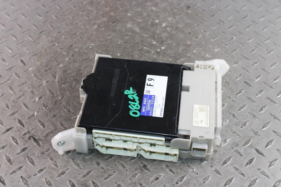 14-19 4 Runner Electronic Multiplex Power Network Control Module ...