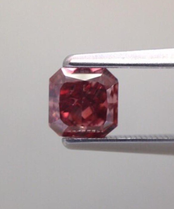 Stunning Fancy Red Loose Diamond Radiant shape 0.54CT. I1 GIA Cert. | eBay