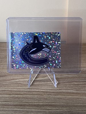 22/23 Topps NHL Stickers Vancouver Canucks Team Logo Foil Sticker #477 ...