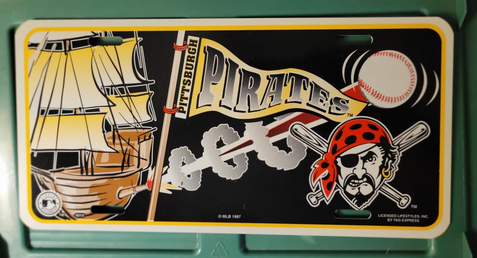 Vintage New Old Stock Pittsburg Pirates MLB Baseball Plastic License ...