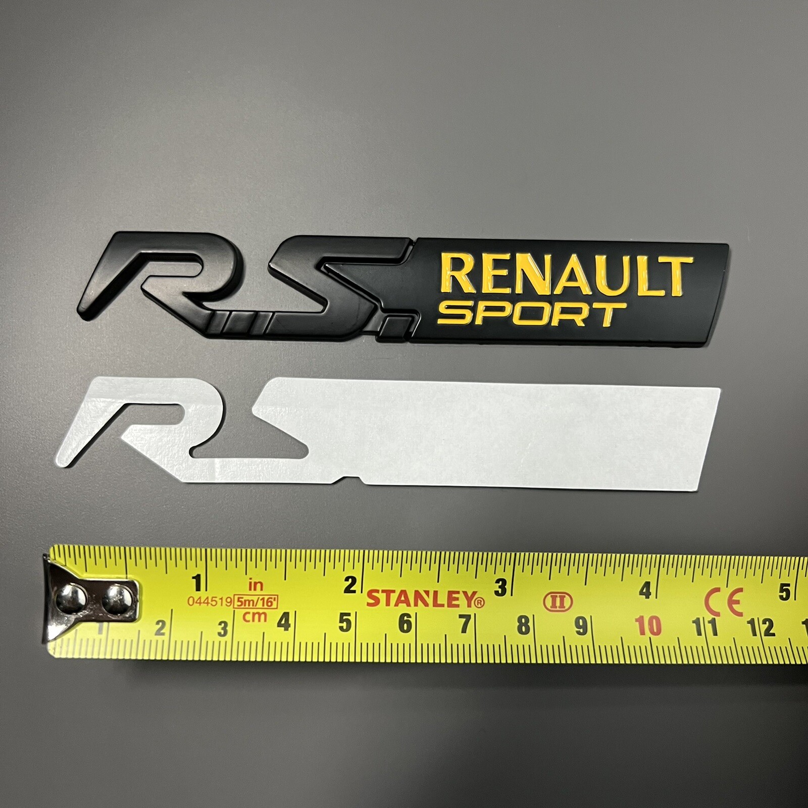 RS Renault Sport Badge Black Yellow Metal Twingo Megane Clio ...