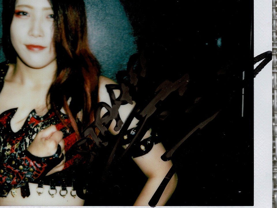 Stardom Wrestling Utami Hayashishita Queens Quest Cheki w Autographed w ...