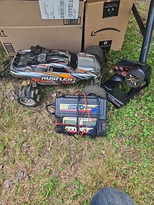 Traxxas Rustler 2WD Brushless With Paddle Tires And Duel Charger. | eBay