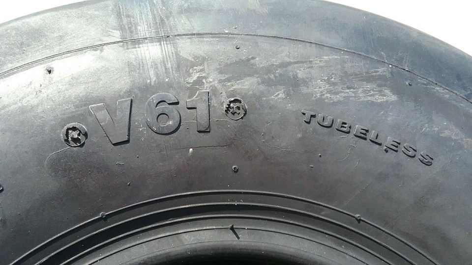 2 - 18x8.50-8 4-Ply Vredestein V61 5-Rib Deep Tubeless Tires and Tubes ...