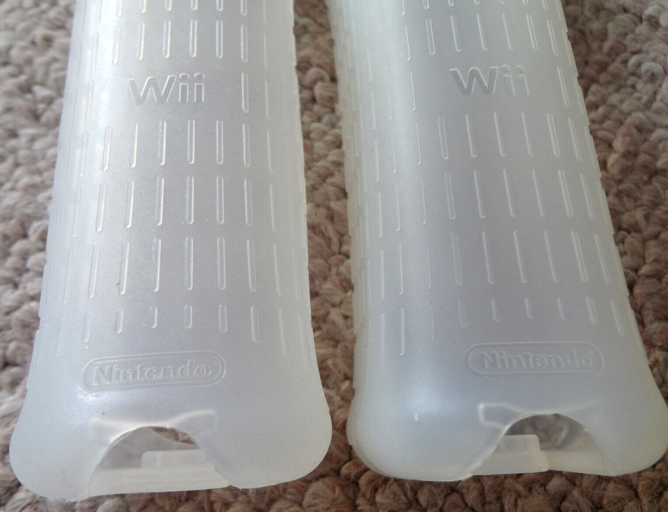 NINTENDO Wii REMOTE RUBBER SILICONE GRIP COVER SLEEVE GENUINE OFFICIAL ...