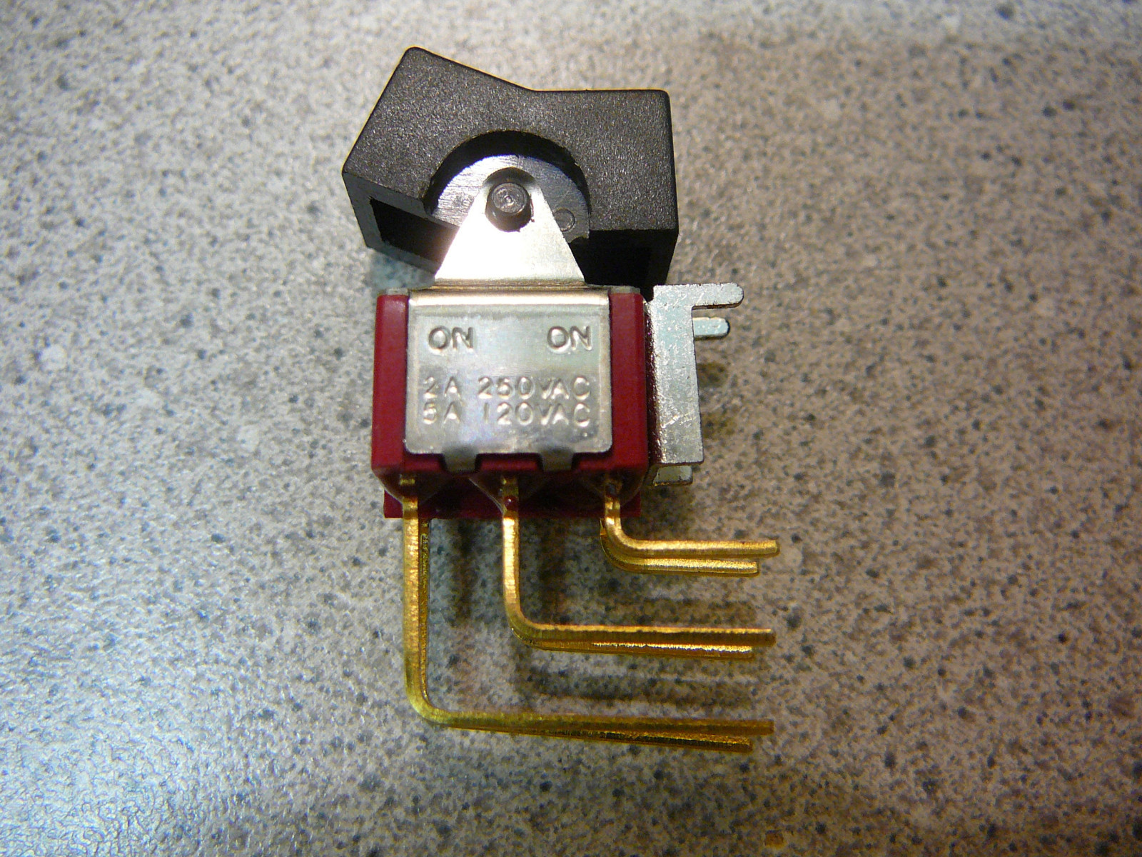 SALECOM Miniature Rocker Switch DPDT PCB Vertical R/A ON/NONE/ON BLK ...