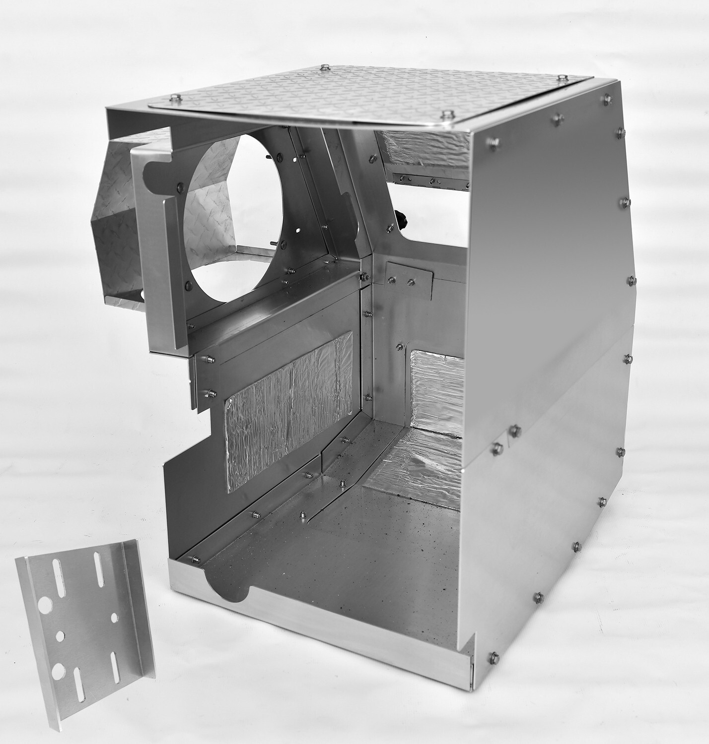 Thermo King Tripac APU Box (base bottle and fan cover included) | eBay