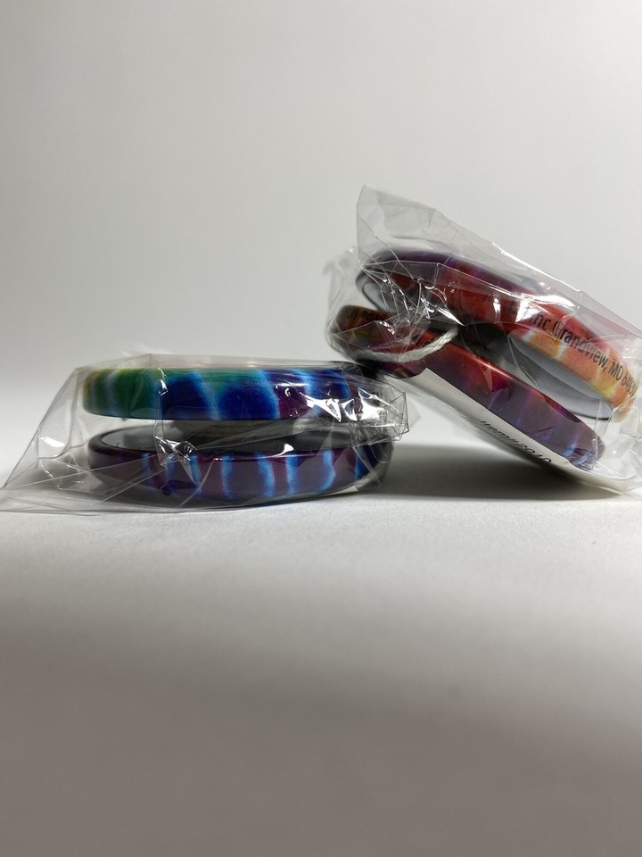 Lot of 2 Tie Dye Rainbow Yo Yo Yo-Yo Colorful Hypnotizing Design Metal ...