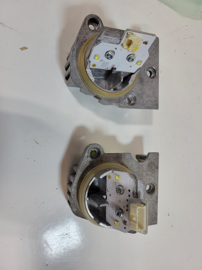 BMW X1 E84 LED Daytime Running Light Module Lamp Bulb MD E9 5882 LCI ...