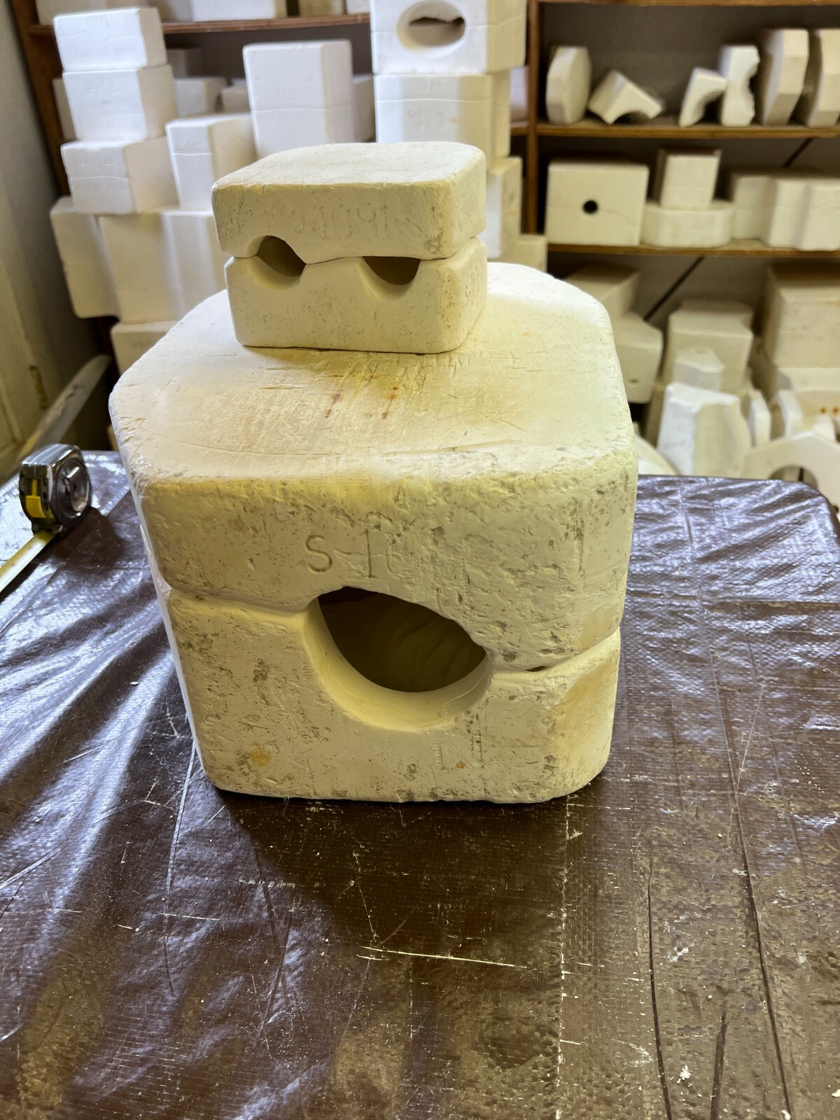 VINTAGE SCIOTO CERAMIC MOLD #S-1081 TALL STANDING BUNNY 12"T (2) MOLDS ...