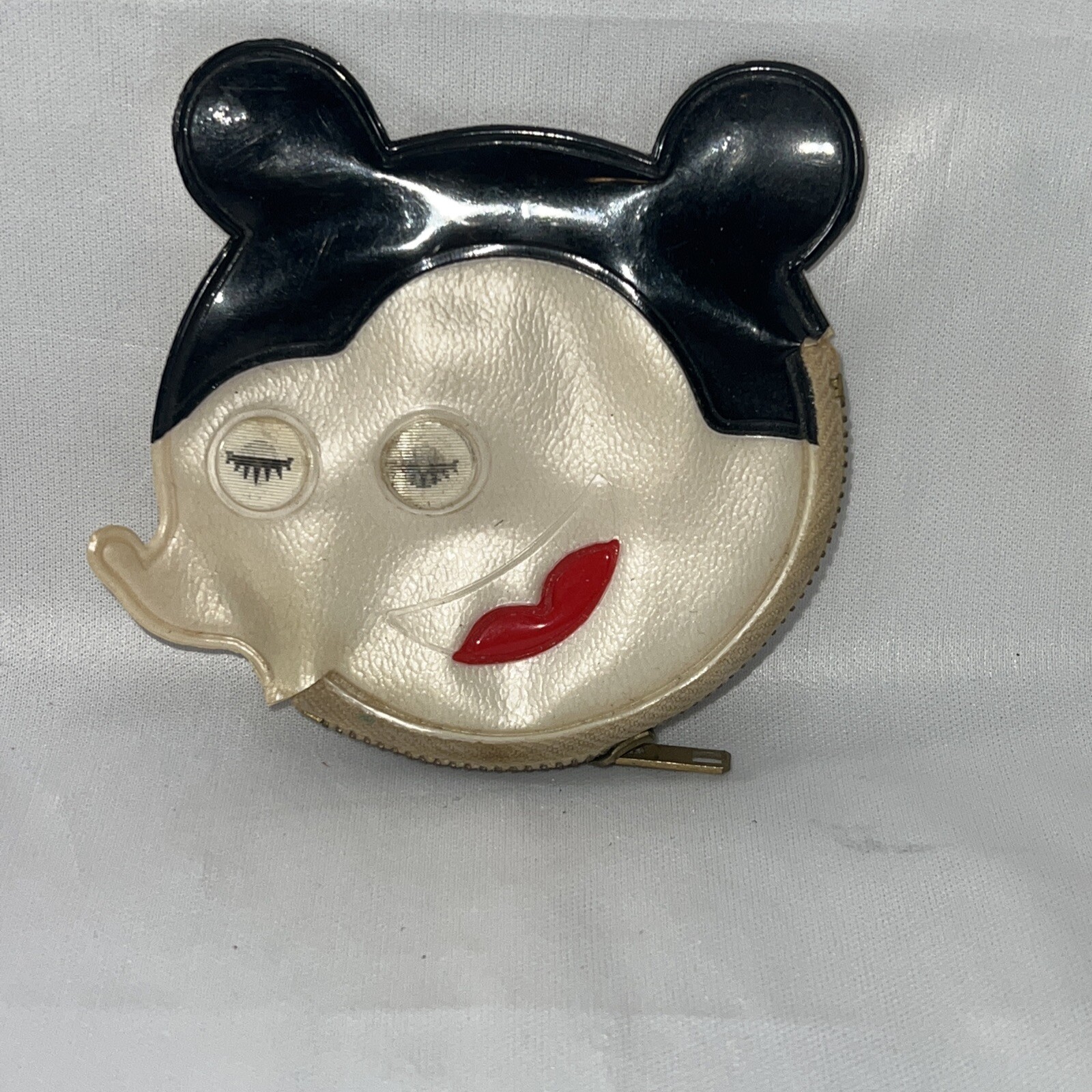 Minnie Mouse Eyes