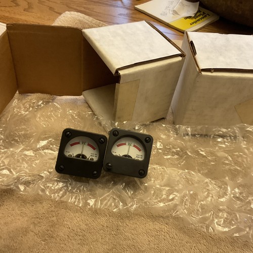 Pair NOS Military Radio Center Scale Miniature Meters POSS. GRC-106 AM ...