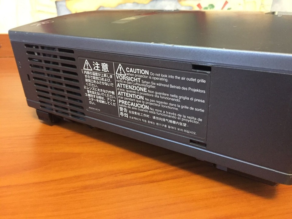 Mitsubishi XD460U DLP HD Video Projector with Lamp | eBay