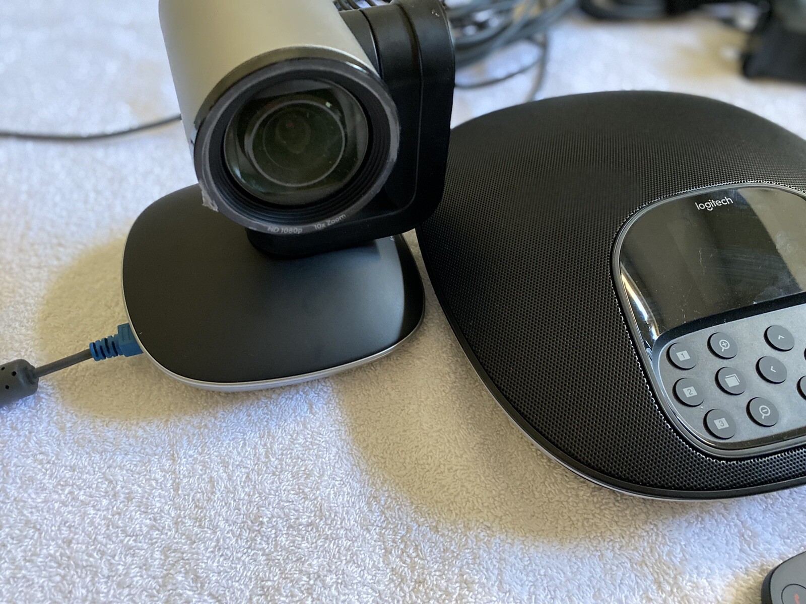 SYSTÈME DE CAMÉRA DE CONFÉRENCE LOGITECH GROUPE 886-000062 v-u0036 ...