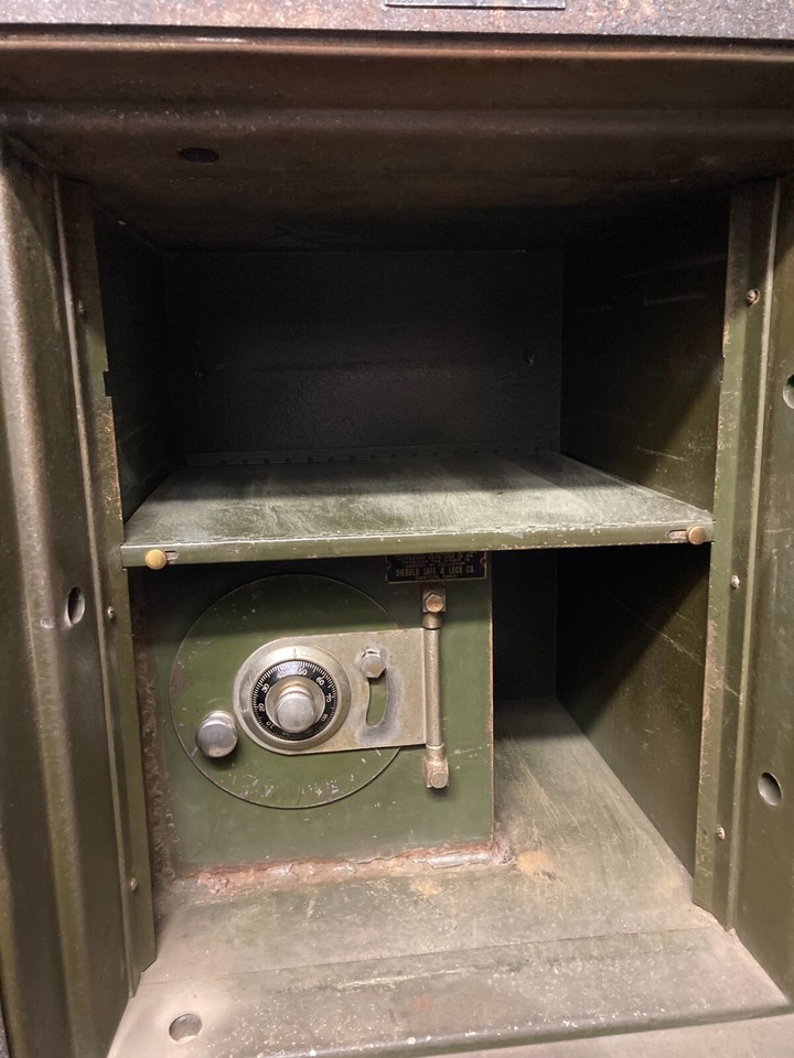 DIEBOLD CASHGARD COMBINATION SAFE..1935..VERY GOOD CONDITION..3 SAFES ...