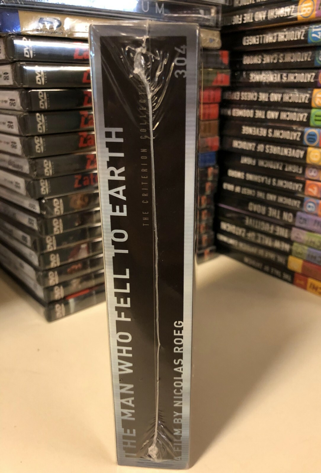 NEW MINT The Man Who Fell To Earth DVD Criterion ULTRA RARE w/Factory ...