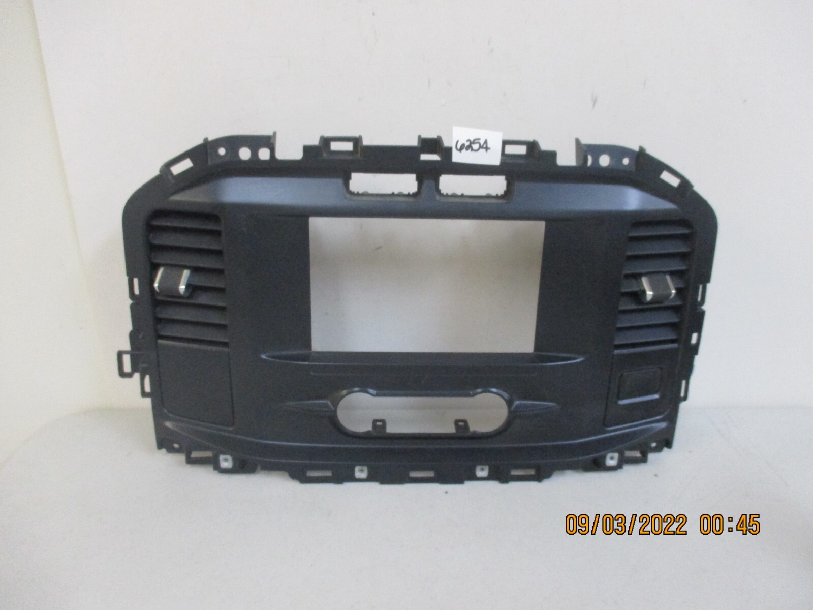 2021-22 Ford F150 8" Radio Display Trim Panel w/Air Vents ML3B-15045C36 ...