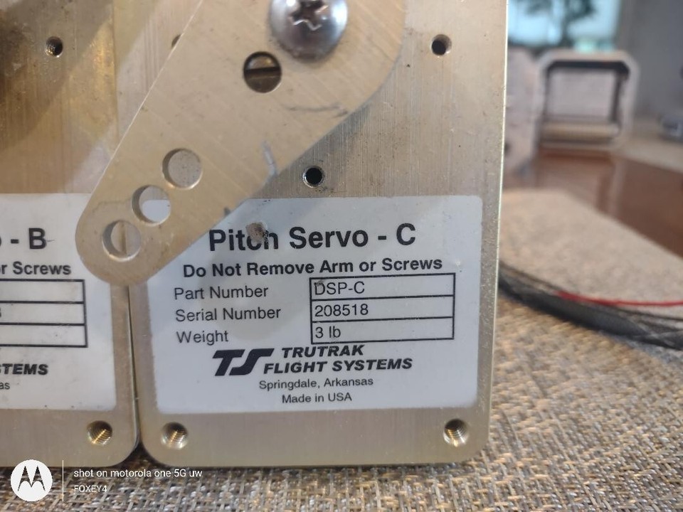 Trutrak Digiflight II VSGV Autopilot System w/servos and ADI | eBay