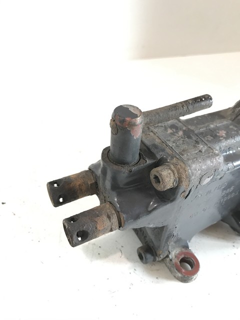 Mercedes-Benz Cabin Tilt Pump A9735530401 9735530401 85417236033 ...