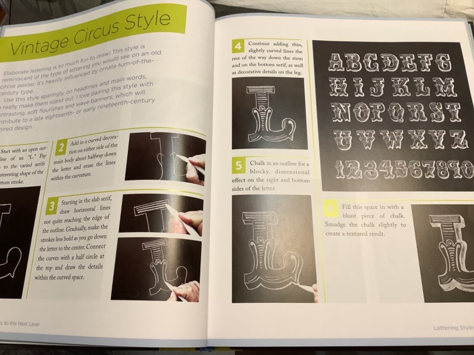 The Complete Book of Chalk Lettering : Create and Develop Your Own ...