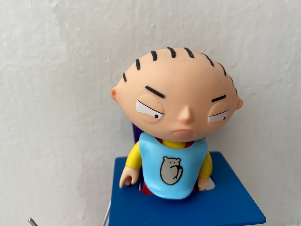 3" MEZCO TOYZ FAMILY GUY SERIES 1 STEWIE GRIFFIN ACTION FIGURE TOY ...