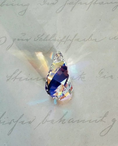 Swarovski 6020 Helix Teardrop Pendant Crystal AB 18mm (1pc) | eBay