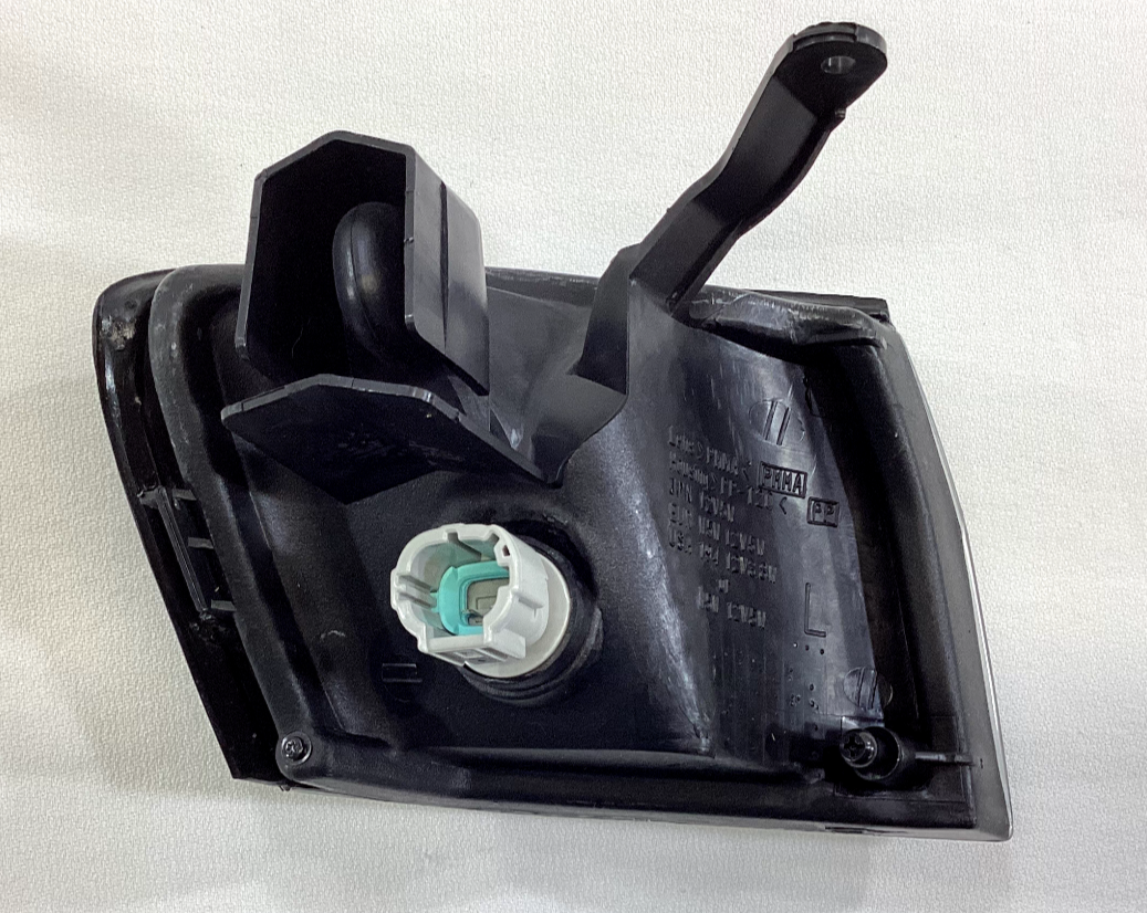 26175-81F25 Nissan 240SX Clearance Lamp (LH) NEW OEM!! 2617581F25 | eBay