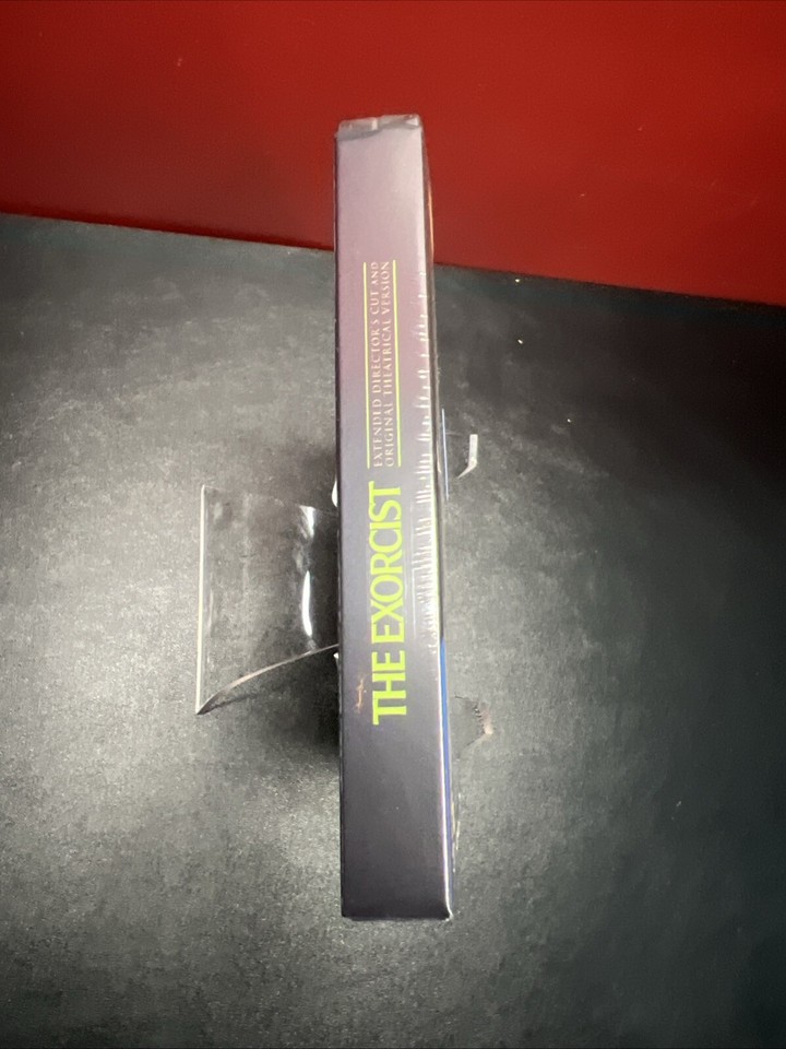 The Exorcist 4K Steelbook (4K UHD+Digital Code) BB Exclusive OOP Torn ...