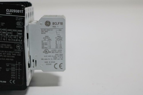 General Electric CLO2D301T Contactor with (2) BCLF10 Auxiliary Contact ...
