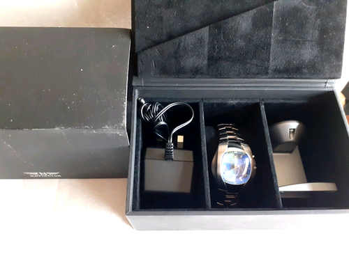 WORKING NAVIGATOR RECHARGEABLE MENS WATCH S/STEEL STRAP/BLUE FACE NEW ...