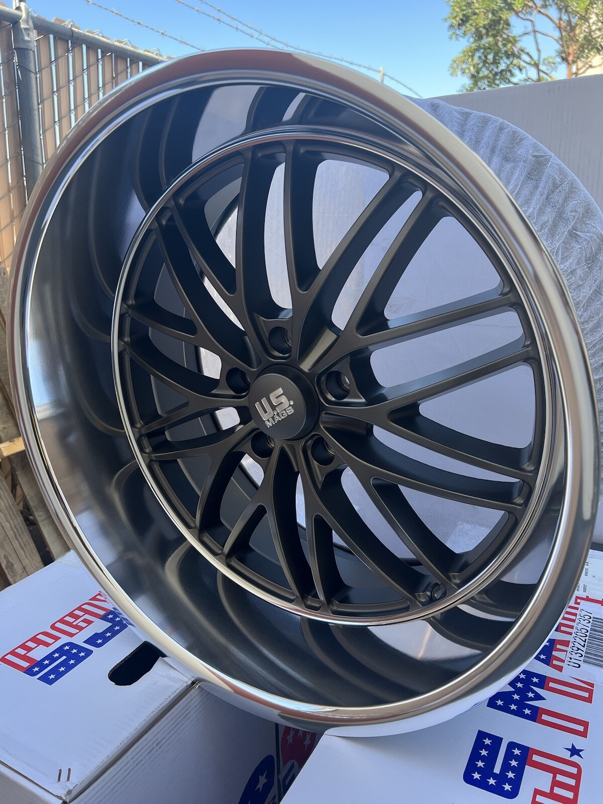 (4) 22" STAGGERED US MAGS SANTA CRUZ U139 ANTHRACITE WITH POLISHED LIP ...