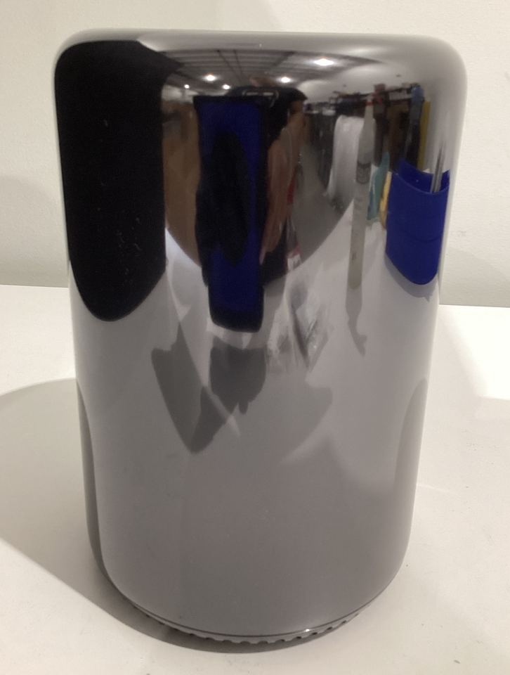 Apple Mac Pro Late 2013 3.7Ghz Quad-core 16GB RAM 1TB SSD AMD Firepro ...