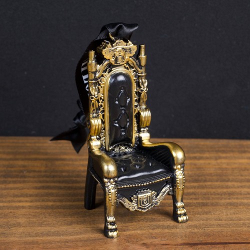 Taylor Swift Reputation Throne Ornament Christmas Black Gold Trusted ...