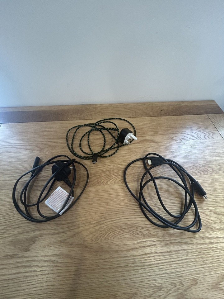 Microsoft Xbox Series S 512GB + 2 Controllers w/ charger + Wireless ...