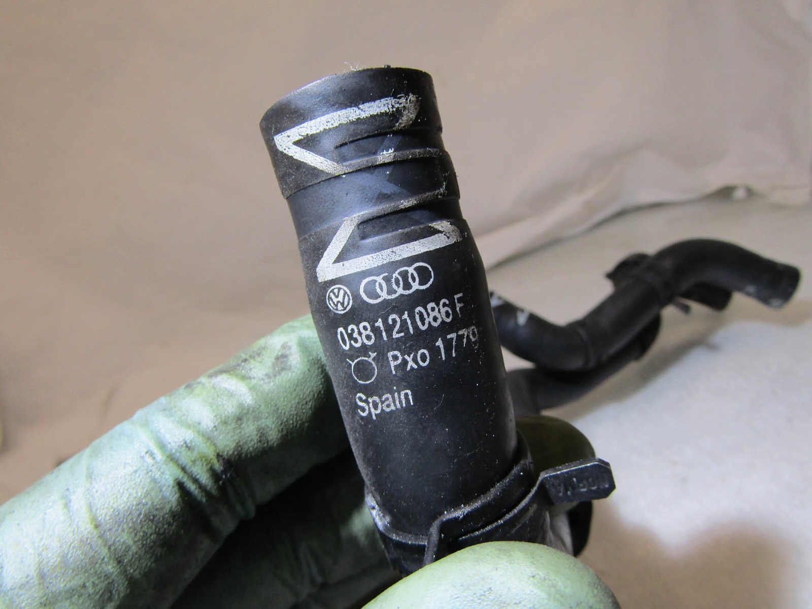 VW Passat B5.5 TDI 1.9 engine coolant pipes tubes lines 038121086f ...