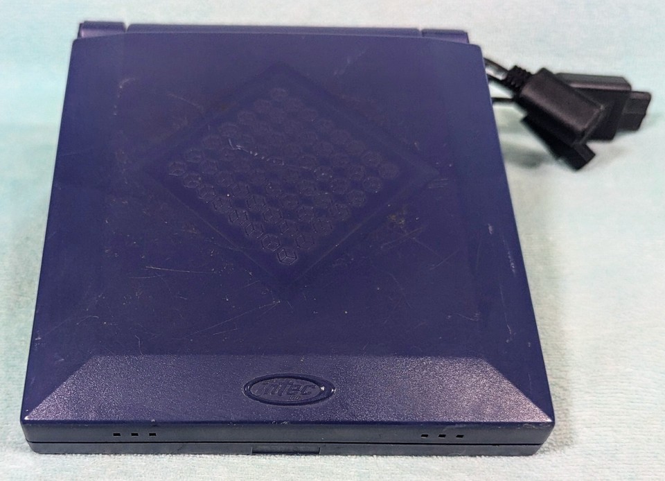 Intec indigo Nintendo GameCube Portable Screen - Powers On - Screen ...