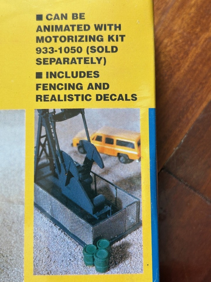 OPERATING HORSE HEAD BEAM OIL PUMP w/MOTOR - N Scale KIT WALTHERS 933 ...