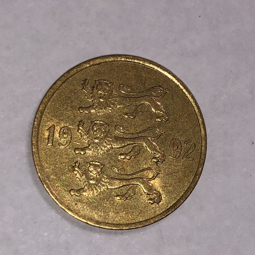 Lot 1992 Russian 1 Rouble BAHK POCCNN Coin & 1992 KROON Estonia 20 ...