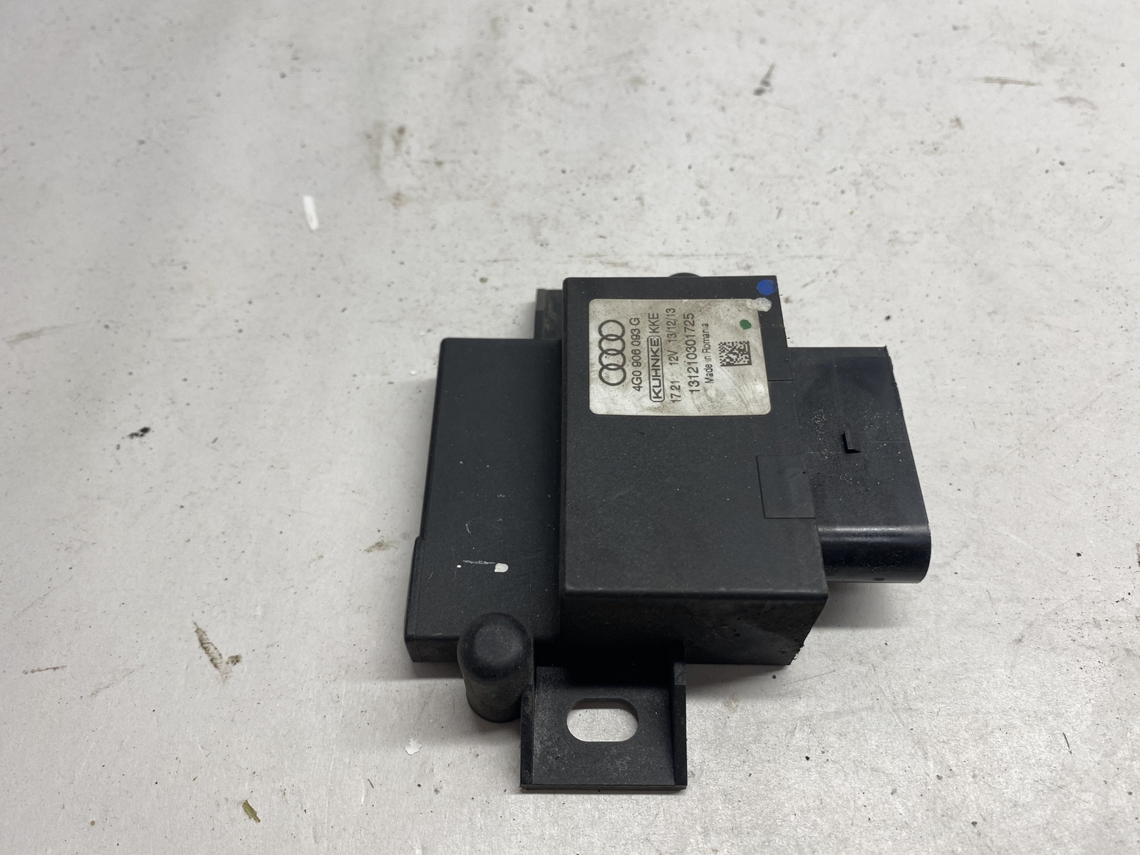 AUDI A6 4G2, C7, 4GC 2.0 TFSI Fuel Pump Control Unit Module 4G0906093G ...