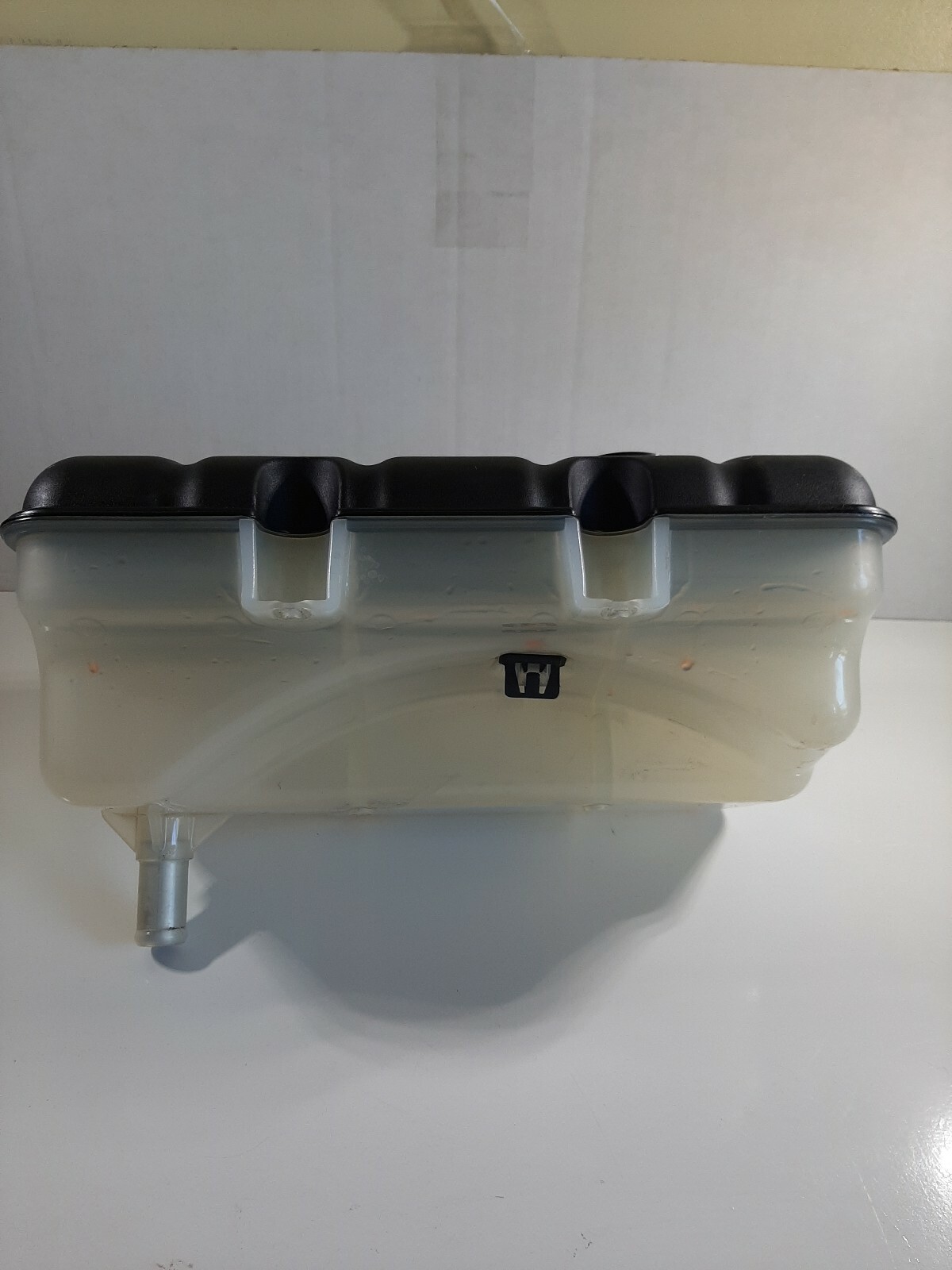 Ford Mustang Coyote V8 Coolant Recovery Tank / Radiator Overflow (Light ...