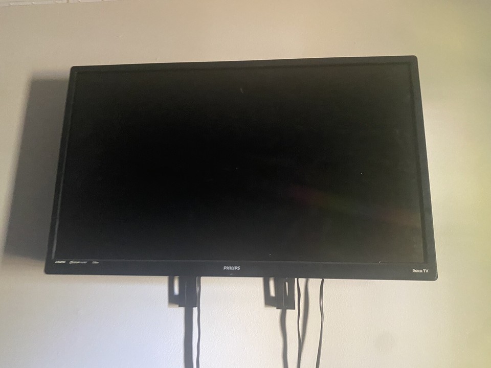 Roku 32" Inch Select Series HD LED Smart Roku TV w Voice Remote 720p ...