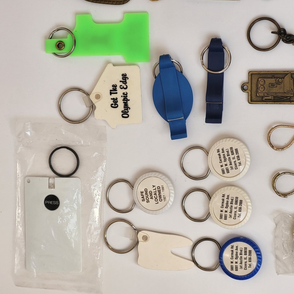 Vintage Bank Advertising Keychains Lot (28) Financial Co Piggy Penny ...