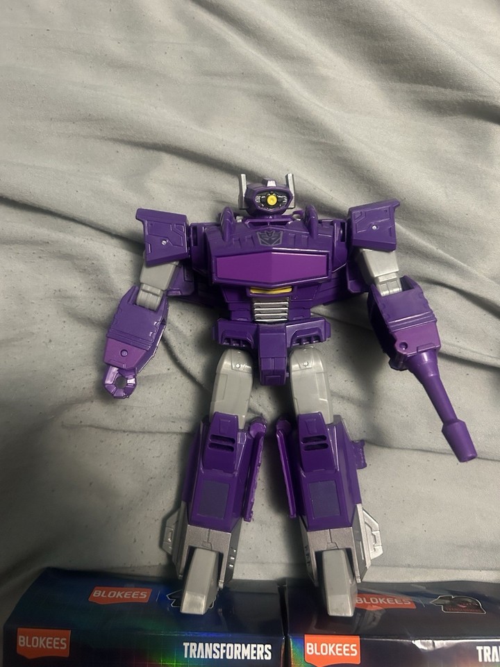 Transformers Blokees + Legacy United G1 Soundwave & Cyber Battalion ...